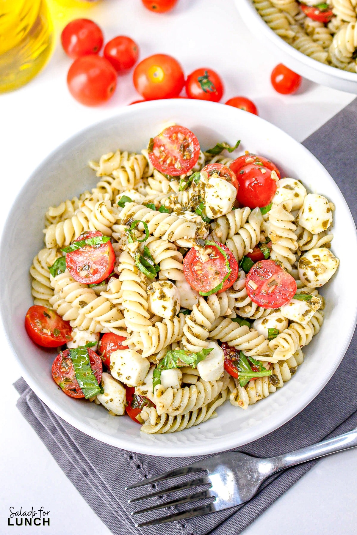 Best Summer Pesto Caprese Pasta Salad