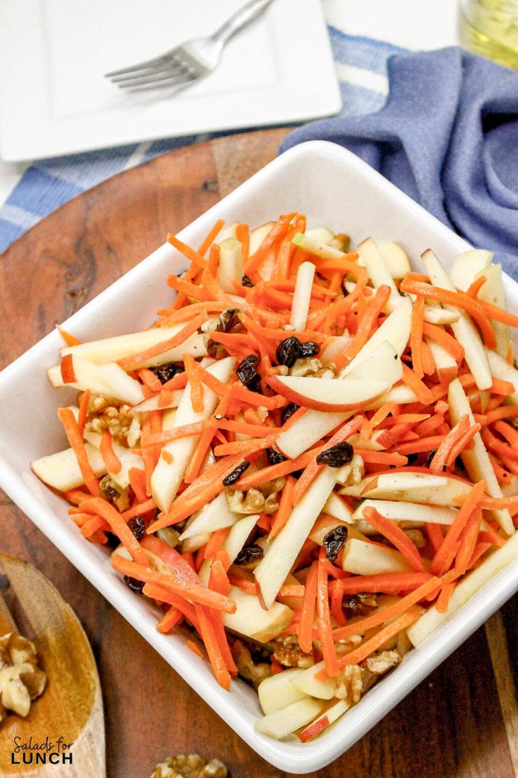 Pomegranate and Apple Green Christmas Salad • Salads for Lunch